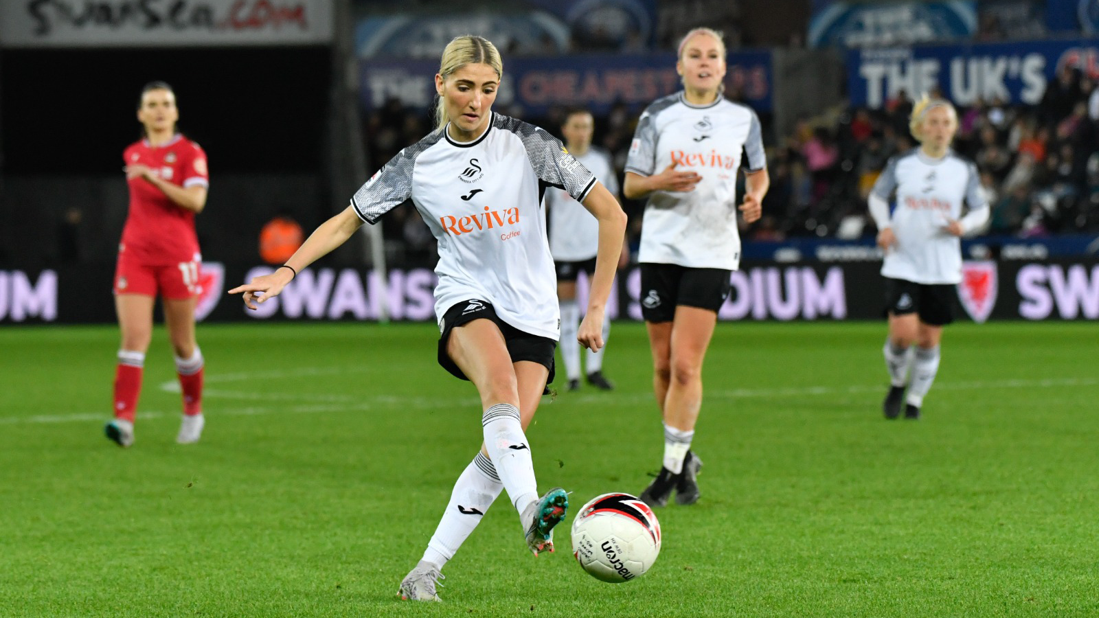 Emily Thomas | First Swansea City goals a moment to savour | Swansea